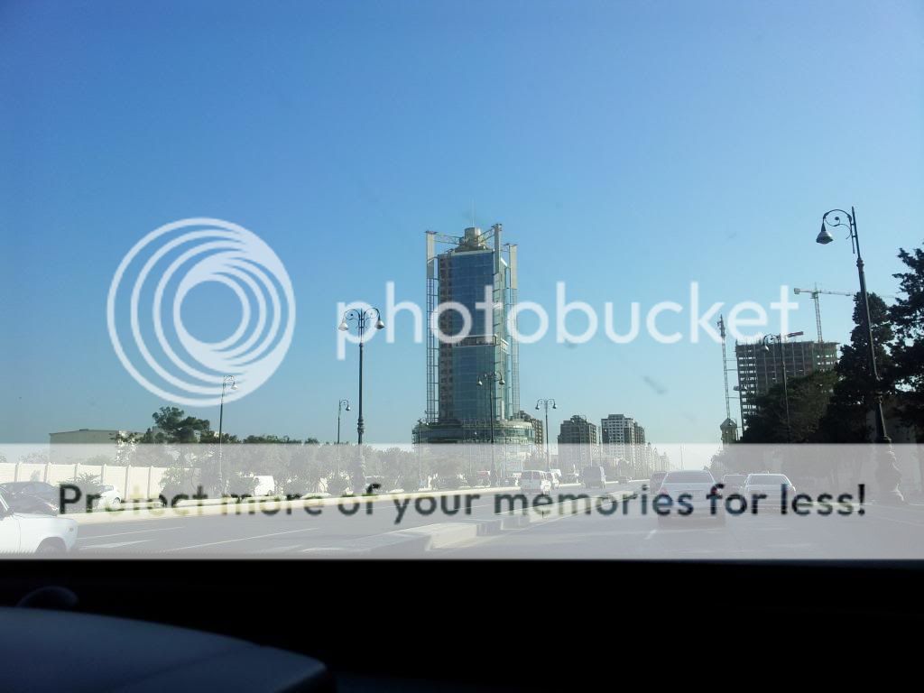 BAKU | SOFAZ Tower | 126m | 24 fl | Com | Page 3 | SkyscraperCity Forum